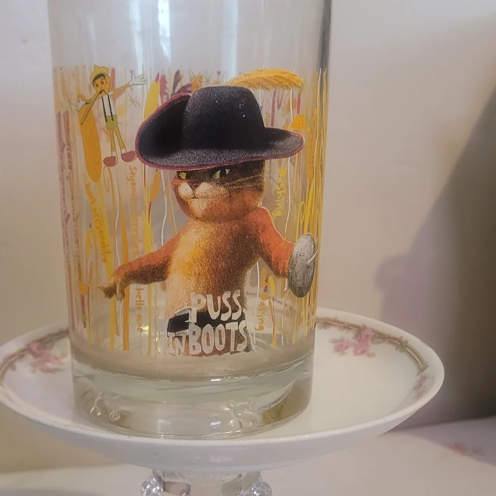 Dining | Puss In Boots And Fiona Glass Tumbler | Poshmark